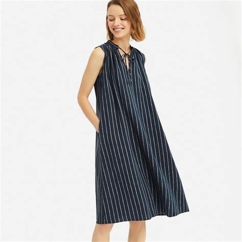 Сукня Uniqlo — ціна 450 грн у каталозі Сукні міді Купити жіночі речі за доступною ціною на Шафі