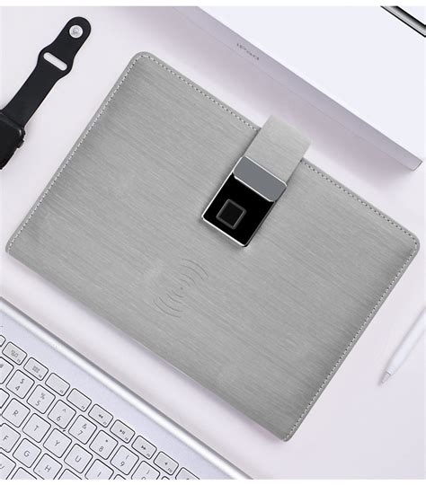 指纹锁无线充电笔记本移动电源本记事本商务会议礼品套装可定logo 阿里巴巴