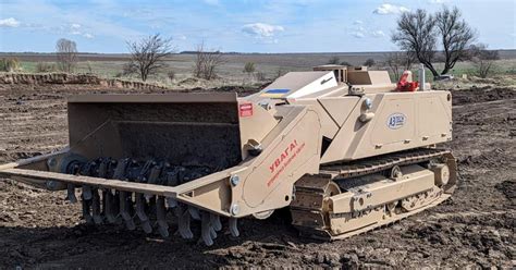 Зібрана в Україні машина для розмінування пройшла випробування Курс