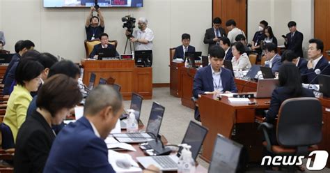 국감 3일차통계조작·노란봉투법·日오염수 등 여야 공방 예고