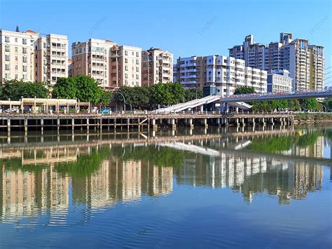 Gambar Background Pantulan Tepian Sungai Vektor Dan File Psd Untuk
