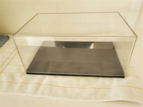 Tisch Vitrine Plexi Staubfrei 30 18 5 13 5cm zB für Modelle Kaufen