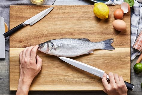 How To Professionally Scale Gut And Clean Fish Kamikoto