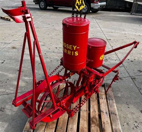 Massey Harris 1 Row Corn Planter Res Auction Services