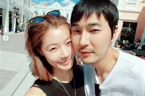 윤소이‧조성윤 결혼 후 물오른 미모 패션서울