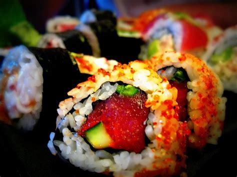 Sriracha Sushi Firecracker Roll