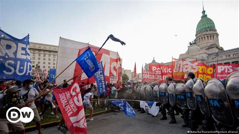 Reformas De Milei Navegan Entre Negociaciones Y Protestas DW 02 02 2024