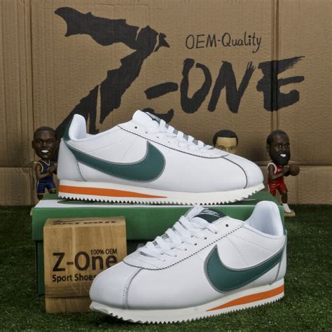 Nike Classic Cortez Nylon Prem For Men รองเท้ากีฬาสีขาว เขียว P1230