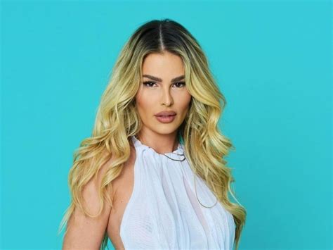 Bbb 24 Yasmin Brunet Ficou Nua Em Estreia Na Globo