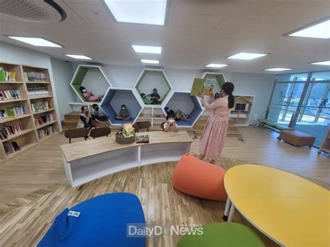 “군위 삼국유사 작은 도서관 작가와 만난다”