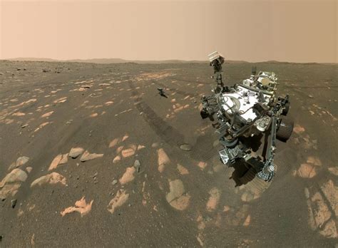 Epic Mars Selfie Nasas Perseverance Rover With The Ingenuity Helicopter
