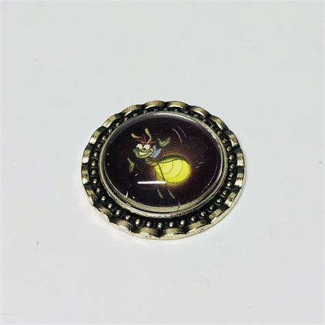 Ray Lightning Bug Cameo Brooch Or Necklace Princess And The Etsy