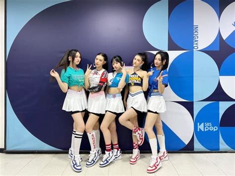 Newjeans真的好狂！回歸新造型「多巴胺妝髮」再掀y2k熱潮，新mv只用iphone拍一樣爆紅