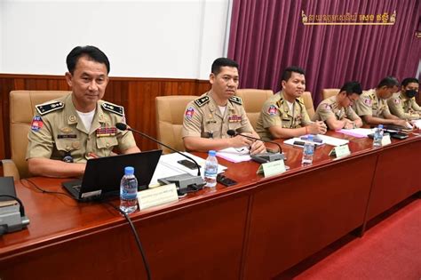 ឯកឧត្ដម នាយឧត្តមសេនីយ៍ សាស្រ្តាចារ្យ សេង ផល្លី