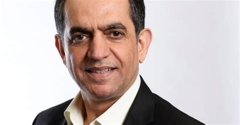 Yogesh Dhingra Promoted Startup Smart Express Raises ₹100 Crore