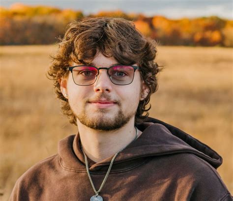 Hunter Shoemaker For Mikey Casting Call Club