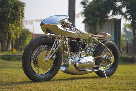 BESPOKE BULLET Royal Enfield Goonj By TNT Motorcycles Pipeburn