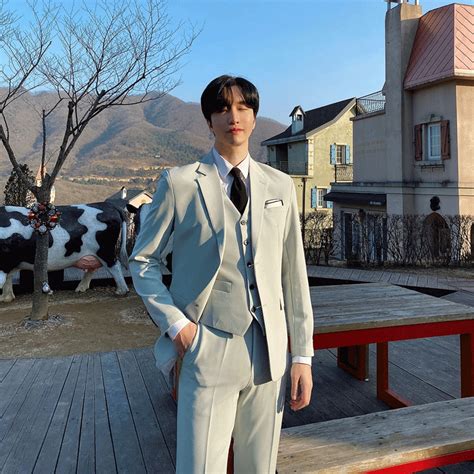 高質感 經典紳士三件式西裝套裝 6色 0815 Yuppie