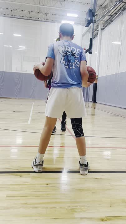 77lifebasketballnation Coachvar Basketballisanartform Skills… Levar Smith