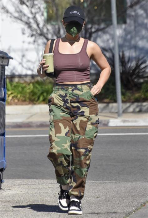 Addison Rae Pretty Face And Lips Nude Onlyfans Leaked Photo Xpicsly