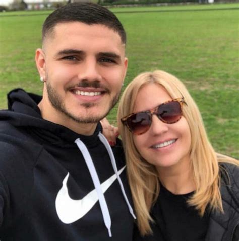A Los 51 Nora Colosimo La Mamá De Wanda Y Zaira Nara Deslumbra Con