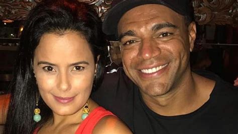 Luciele Di Camargo usa o Instagram para dar bronca no marido Denílson