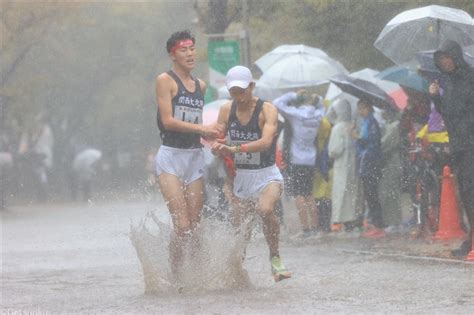 大阪府高校駅伝は大雨のためレース途中で打ち切り 男子の4区以降は11月5日にトラックレースを実施 月陸online｜月刊陸上競技