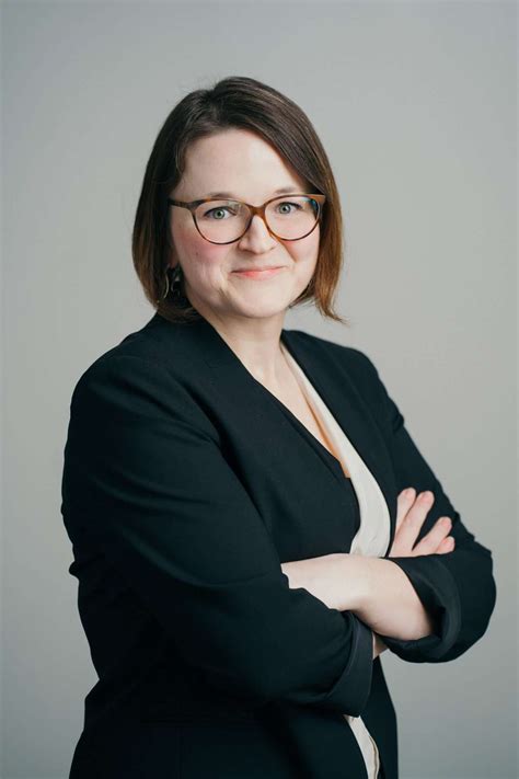 SCOMs Dr Rachel Bailey Awarded 20 000 CRC Grant News Events