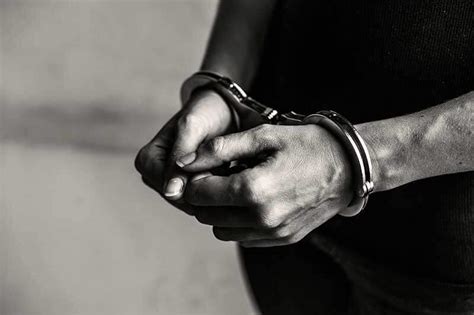 Cómo Encontrar A Un Menor Detenido Por Inmigración Curbelo Law