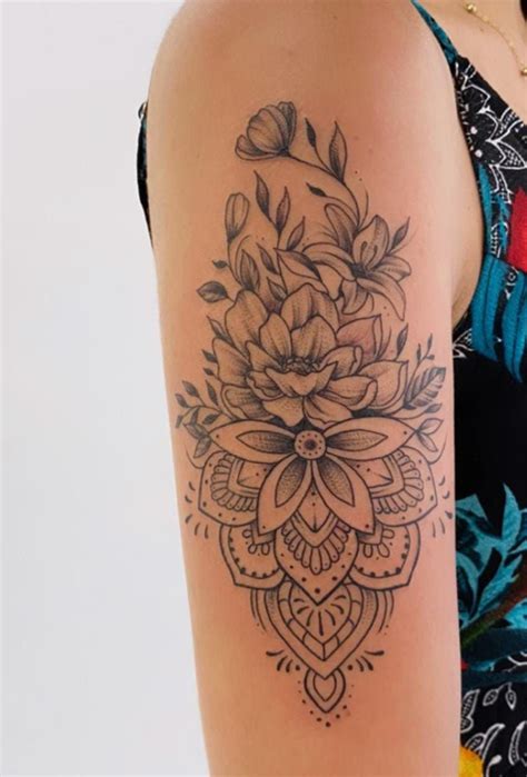 Pin de Kassia Helena em Salvamentos rápidos em 2023 Tatuagem mulher