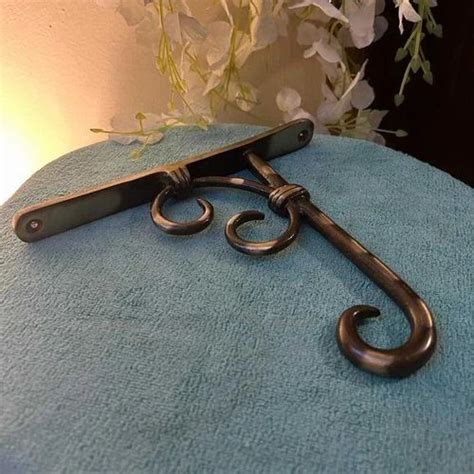 Multicolor Brass Wall Hook Chrome Size 75 Inch L At Rs 500piece