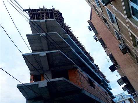 ФАСАДНА ПРАВДА 427 ОДЗЕМЕНИ ЛИЦЕНЦИ ИЛЈАДНИЦИ ОПАСНИ ЗГРАДИ ОСТАНУВААТ Ohridsky