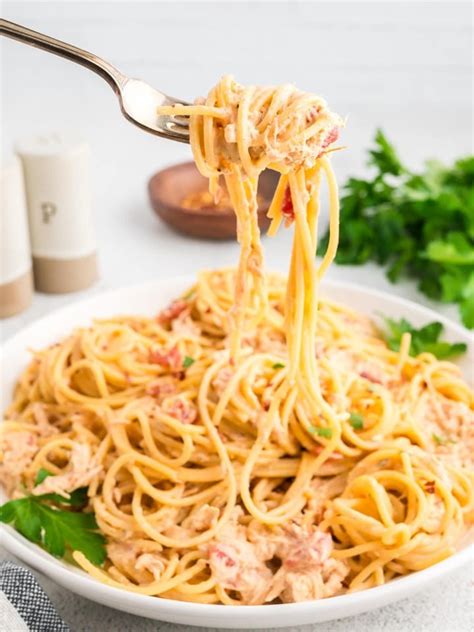 Easy Crockpot Chicken Spaghetti Recipe