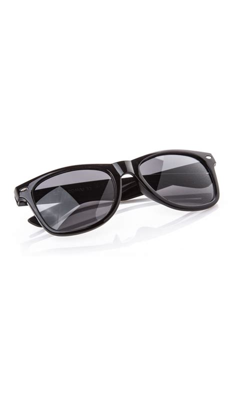 Pgwear Ultras Shop Clothes And Accessories For Footbal Fans