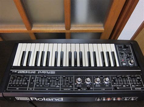 Matrixsynth Roland Sh Vintage Analog Synthesizer With Roland Case