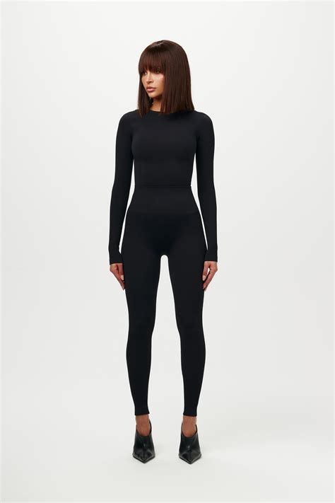 Fluid Sculpt Body Sculpting Clothing Naked Wardrobe