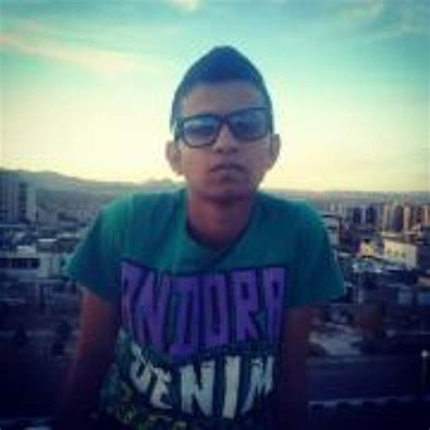 Stream Reza Yousefi 4 Music Listen To Songs Albums Playlists For