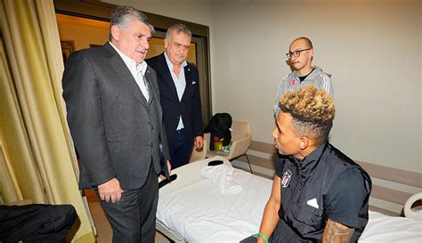 Beşiktaştan Son Dakika Sakatlık Açıklaması Orta Çizgi Beşiktaş