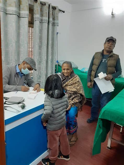 श्रीकुन्तादेवीको निःशुल्क स्वास्थ्य शिविरमा दुई सय पचाँस बढी लाभान्वित