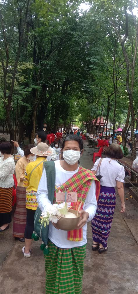 Tourist Guide Thailand Tour