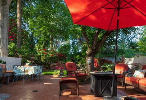 How To Keep A Patio Umbrella From Falling Over Peak Yard