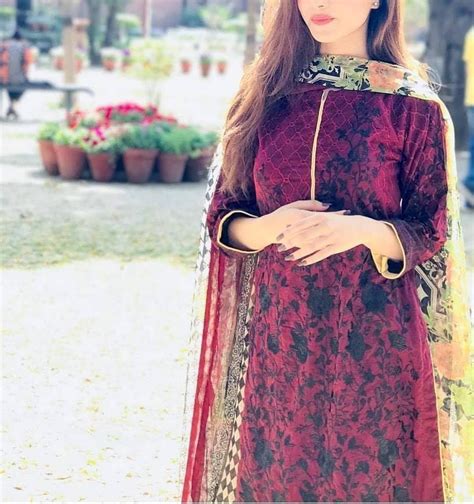 Pin By Khan Sheeba On Stylish Girls Dpzz Stylish Girls Photos Girls