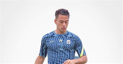 Cristian Benavente Criticó El Estado De Las Canchas De La Liga 1 E Hizo