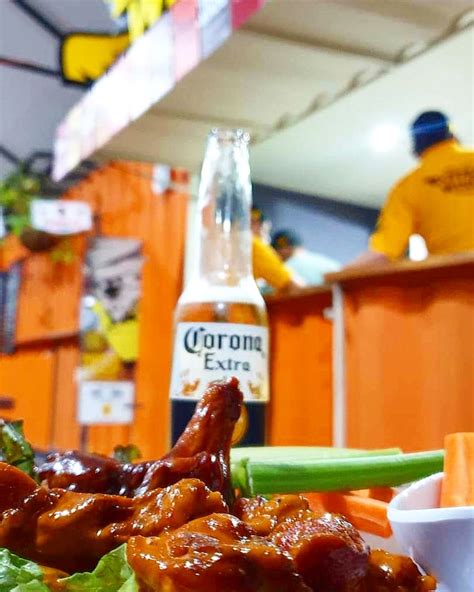 Red Hot Buffalo Wings Visitanos En Red Hot Buffalo Wings