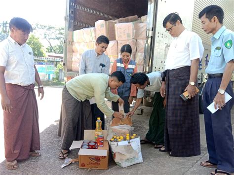 သရက်ချောင်းမြို့နယ်တွင် ရပ်ကွက်ကျေးရွာများရှိ အိမ်ထောင်စုများအား အခ