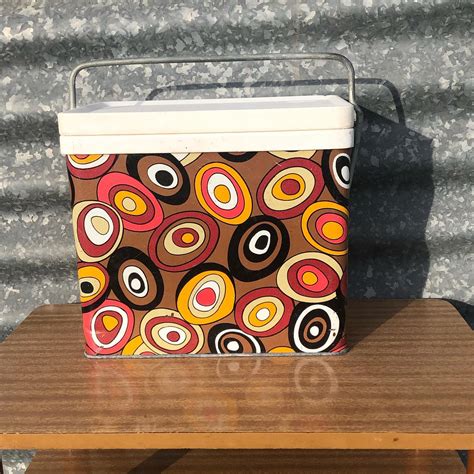 Vintage Willow Esky Small The Treasure Hunters Hall