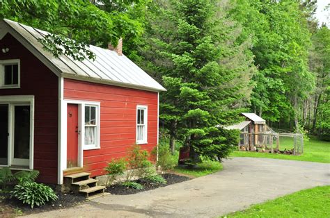 About Life At Cobble Hill Farm