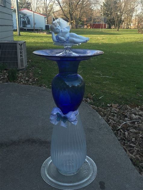 Pin By Rhonda Hurst On Glass Garden Totems Garden Crafts Diy Glass