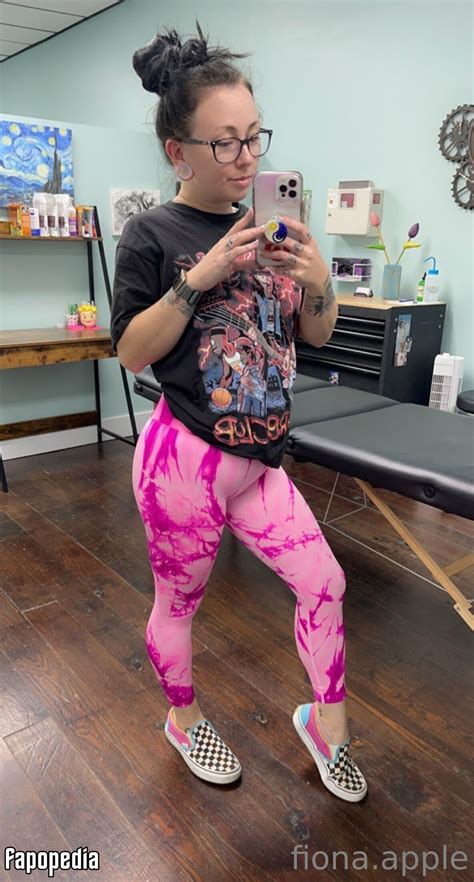 Fiona Apple Nude OnlyFans Leaks Photo 3213096 Fapopedia