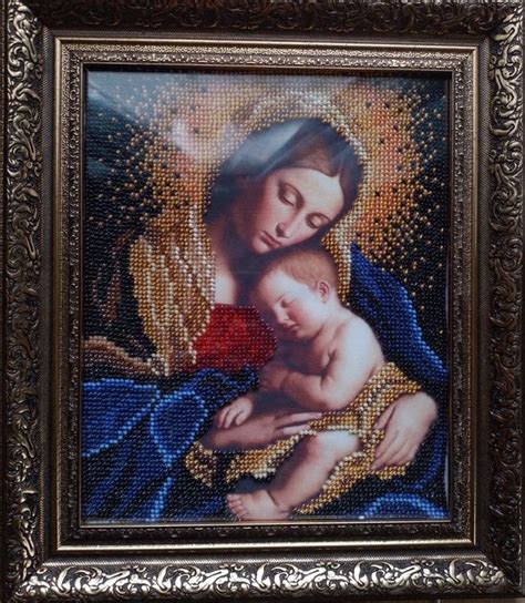 Картина з бісеру мадонна з немовлям — ціна 1800 грн у каталозі Картини